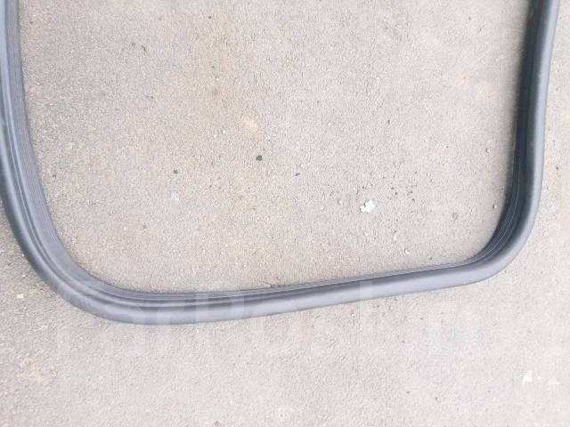 Уплотнительная резинка багажника на Mercedes-Benz C-Class W203 купить ...