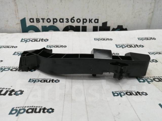 Кронштейн переднего бампера под фарой правый (52133-60160) Toyota Land ...