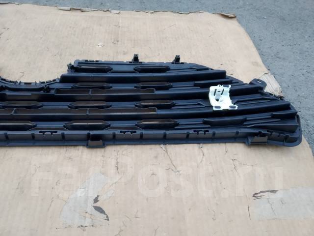 Решетка радиатора Toyota Rav4 2018+ Оригинал. Япония купить во ...