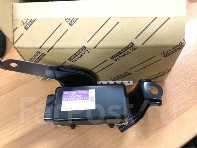 Блок управления топливным насосом 8957060160 в наличии новый оригинал ...