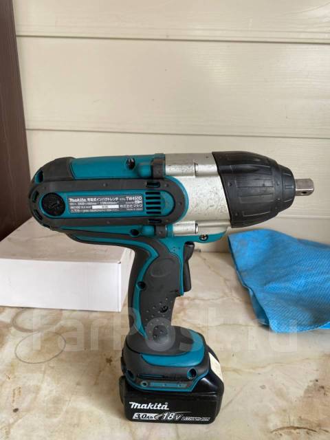 Гайковерт makita, б/у, в наличии. Цена: 25 000₽ во Владивостоке