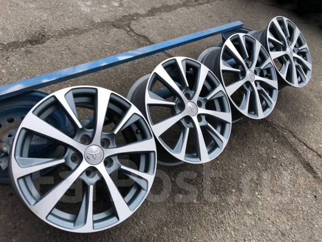 Красивые литые диски Toyota R15 5*100 - Диски во Владивостоке