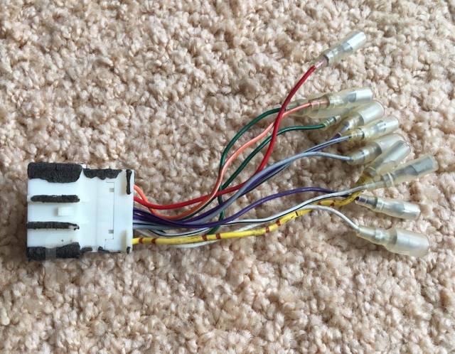 Переходная фишка Адаптер-переходник для подключения магнитолы в Nissan ...