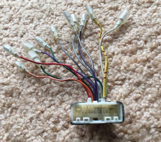 Переходная фишка Адаптер-переходник для подключения магнитолы в Nissan ...