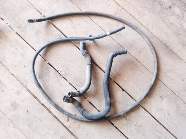 Шланг радиатора на Mercedes-Benz W203. Отправка купить во Владивостоке ...