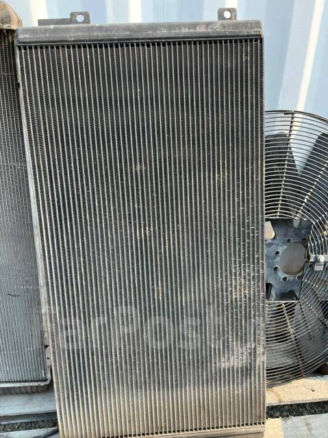 Радиатор охлаждения гидравлического масла CAT 2459360 Caterpillar 330 ...