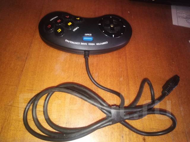 Джойстик Sega из 90-х - Клавиатуры, мыши, манипуляторы во Владивостоке