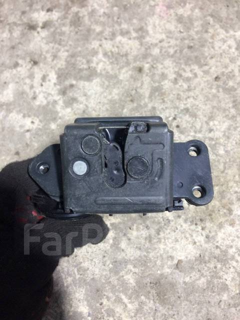 Замок багажника Toyota Prius Alpha ZVW40 купить в Иркутске по цене: 2 ...