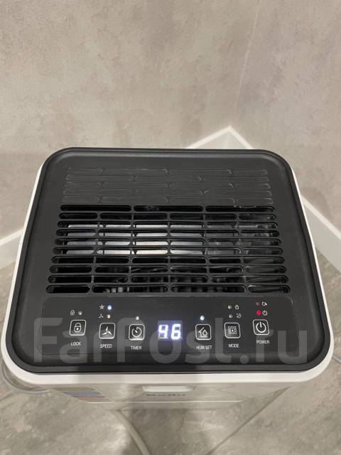 Осушитель воздуха ballu BD15ER, б/у, в наличии. Цена: 10 500₽ во Владивостоке