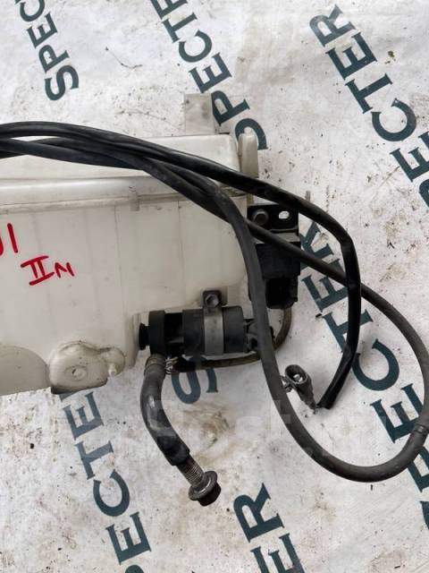 Бачок омывателя Toyota Land Cruiser 2004 8535560160 100 2UZ купить во ...