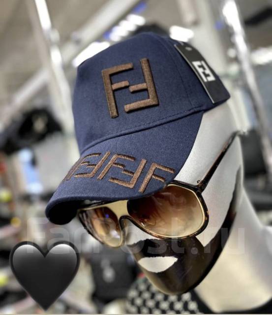 Кепки Fendi - Головные уборы во Владивостоке