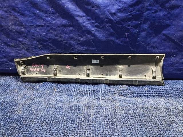 Накладка на дверь Toyota Rav4 7507342040 MXAA54, передняя правая купить ...