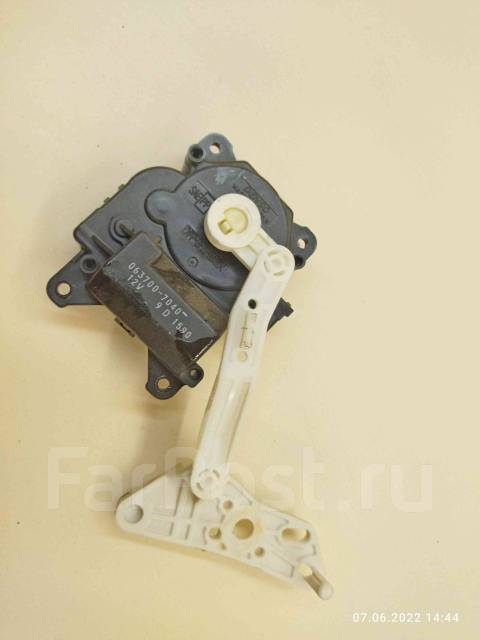 Сервопривод заслонок печки Mitsubishi Pajero [MR500669] купить в ...