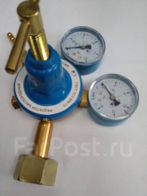 Редукторы для газов - кислород, пропан, углекислота, ацетилен, гелий ...