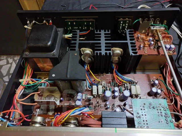 Усилитель Technics SU-8200, б/у, в наличии. Цена: 24 800₽ во Владивостоке