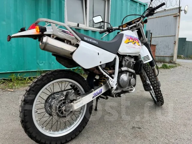 Мотоцикл Suzuki DR250R - Продажа мотоциклов в Артеме