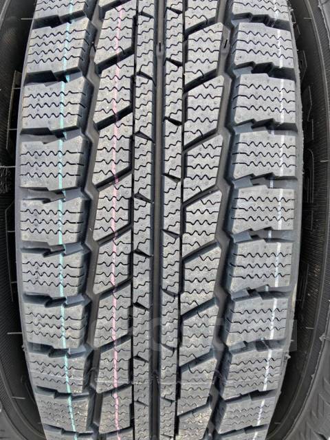 Triangle LL01, 215/70R15LT, 15", 1 шт, в наличии, 215 мм, 70 % ...