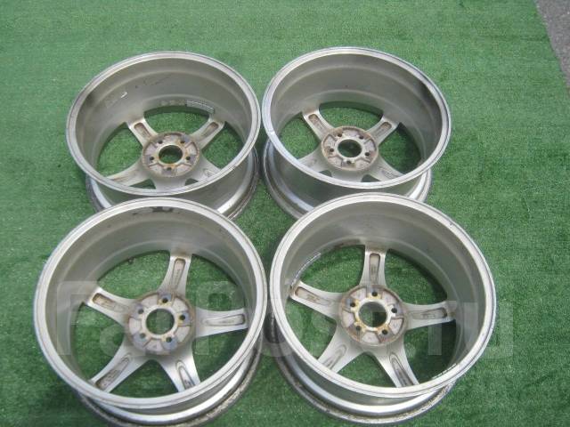 Культовые Advan RCII, 17", 1 шт, Ширина диска 7.5" Вылет (ET) 35 мм ...