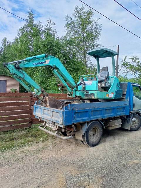 Услуги, аренда мини экскаватора 2.5 тонны, самосвал 3 тонны в Хабаровске