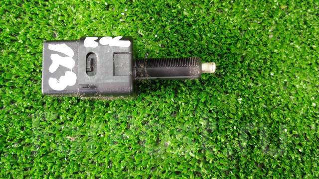 Концевик под педаль тормоза Renault Koleos 2009 25320AX00C HY0 2TR ...