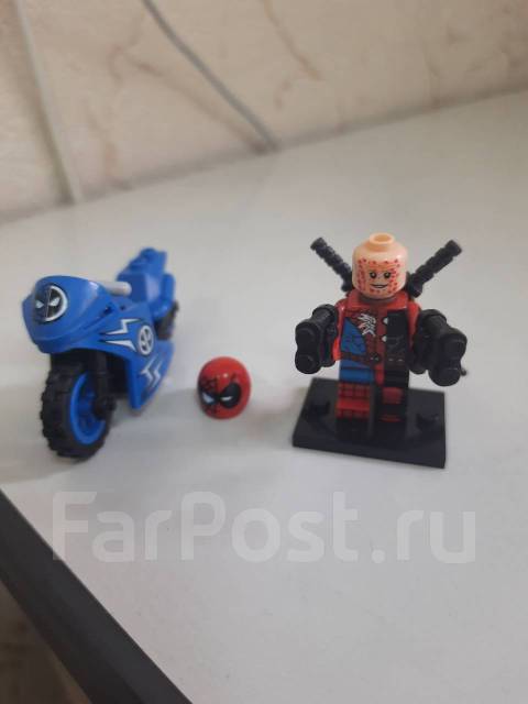 Минифигурка Лего LEGO Дэдпул - человек-паук на мотоцикле - Игрушки во ...