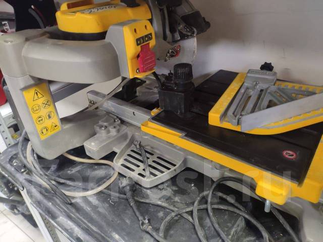 Плиткорез станок DeWalt D 24000, б/у, в наличии. Цена: 50 000₽ во ...