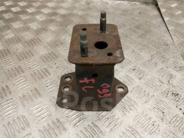 Усилитель бампера Toyota Land Cruiser Prado 2003 5202660010 J120 1KD ...