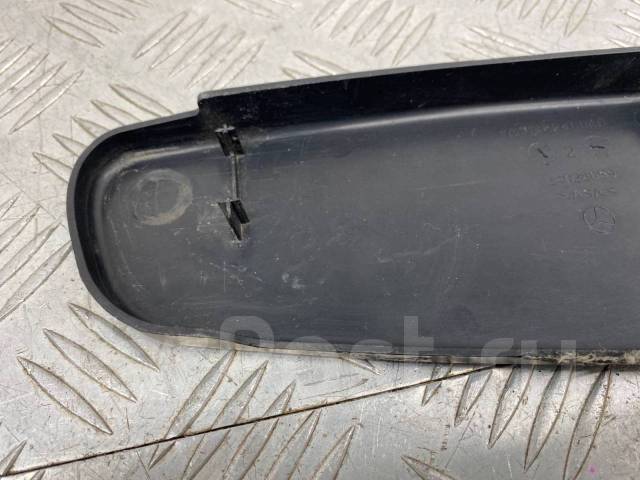 Б/У Крышка поводка стеклоочистителя (дворник) Mercedes-Benz GL-Class ...