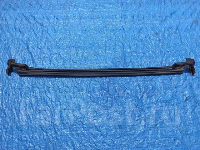 Уплотнитель лобового стекла нижний Jeep Wrangler JL 2020г купить во ...