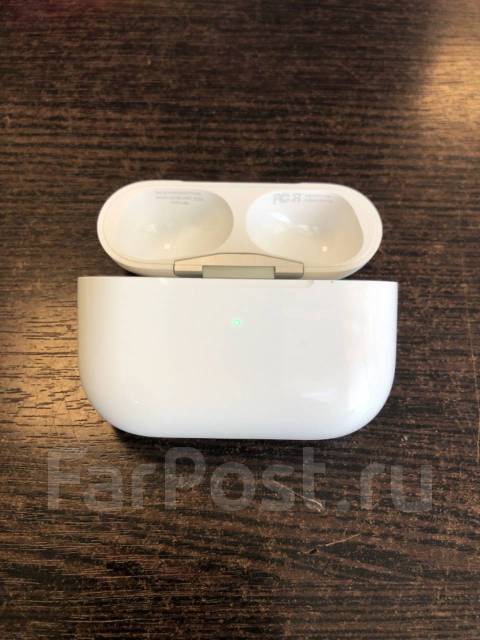 Кейс AirPods Pro Оригинал, б/у, в наличии. Цена: 5 000₽ во Владивостоке