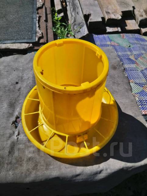 Кормушка для домашней птицы - Другое в Находке