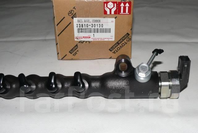 Топливная рампа Common RAIL 1KD Toyota 23810-30130 Новая! Оригинал ...