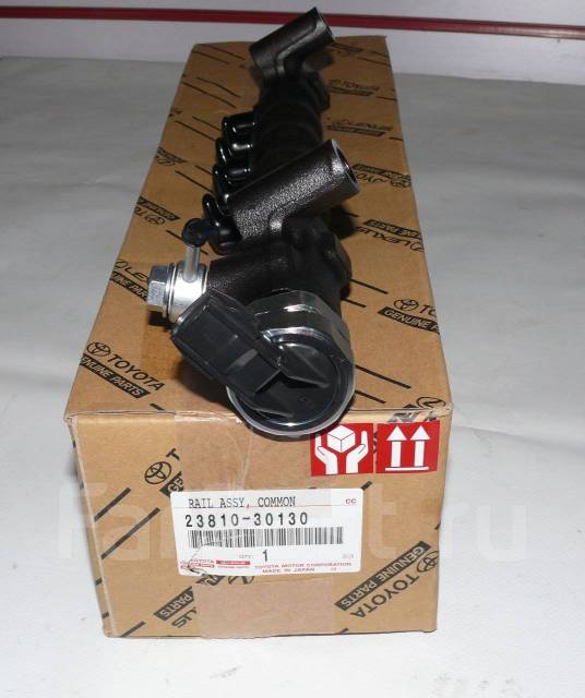 Топливная рампа Common RAIL 1KD Toyota 23810-30130 Новая! Оригинал ...
