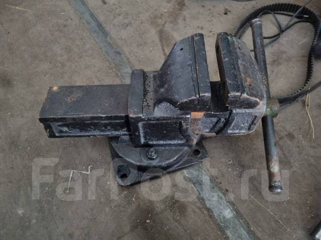 Продам тиски СССР, б/у, в наличии. Цена: 7 000₽ в Находке