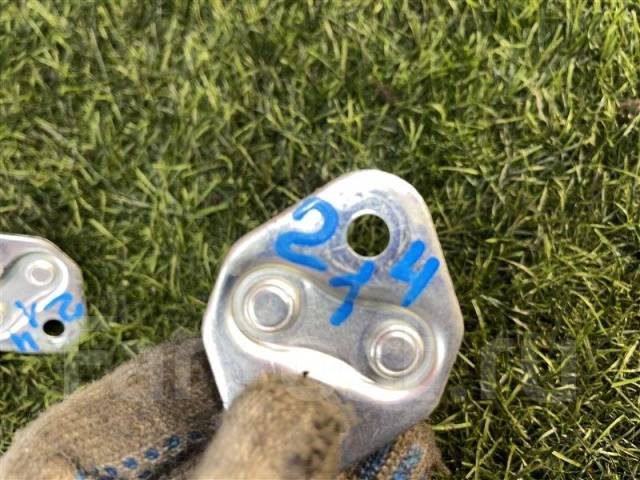 Петля замка двери Toyota Corolla 2002 6941020110 NZE124 1NZFE купить во ...