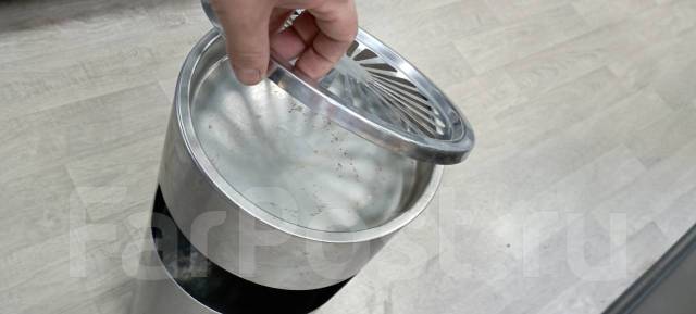 Урна уличная напольная - Оборудование для бизнеса во Владивостоке