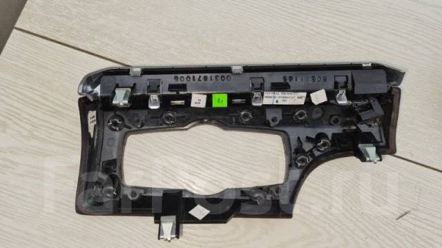 Накладка торпеды Bmw 5 Gt 2011 07147321144 F07 N63B44A купить в Москве ...