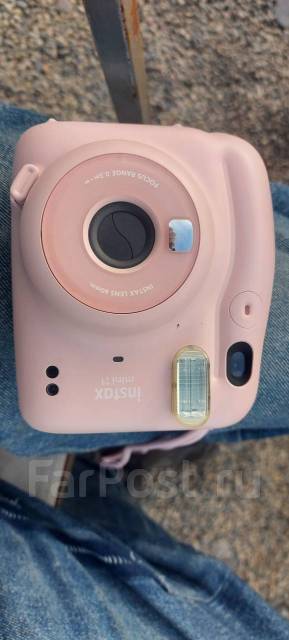 Fujifilm Instax mini 11, б/у, в наличии. Цена: 5 000₽ во Владивостоке