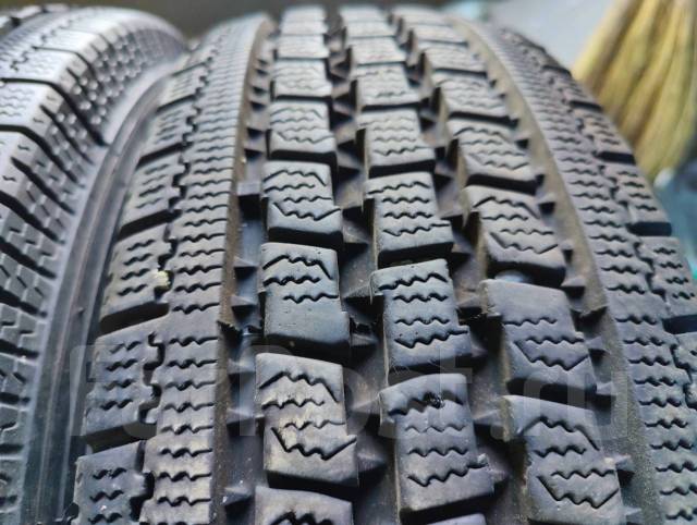 Колеса TOYO 185/80 R14 LT - Колёса во Владивостоке