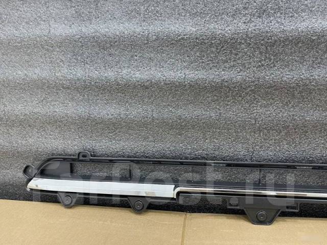 Решетка бампера нижняя Toyota Land Cruiser 2021—н. в. 5310260030 Toyota ...