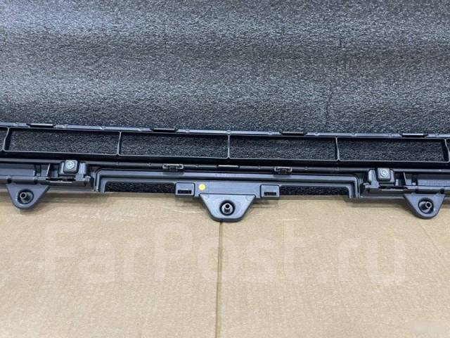 Решетка бампера нижняя Toyota Land Cruiser 2021—н. в. 5310260030 Toyota ...