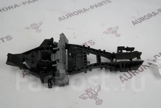 Кронштейн наружней ручки двери - ответная часть Land Rover LR078757 ...