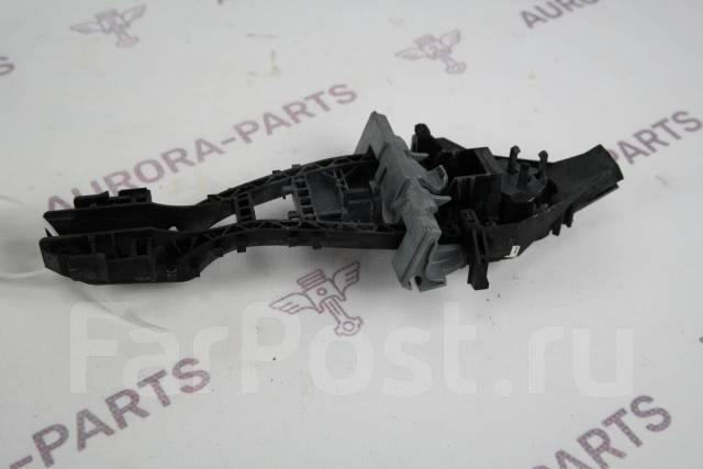 Кронштейн наружней ручки двери - ответная часть Land Rover LR078757 ...