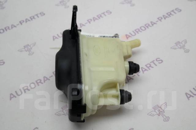 Расширительный бачок системы активной стабилизации Land Rover LR048454 ...