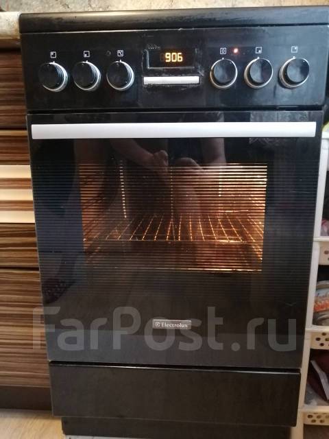 Электро плита Electrolux - Кухонные печи и вытяжки во Владивостоке