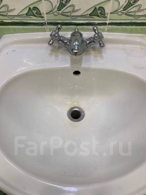 Раковина на ножке вместе с краном - Сантехника и водоснабжение во ...