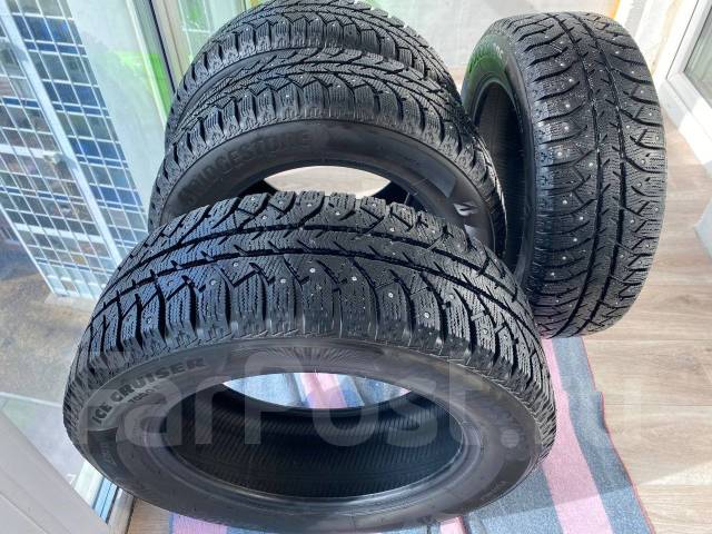 Bridgestone Ice Cruiser 7000, 205/60R16 - Шины во Владивостоке