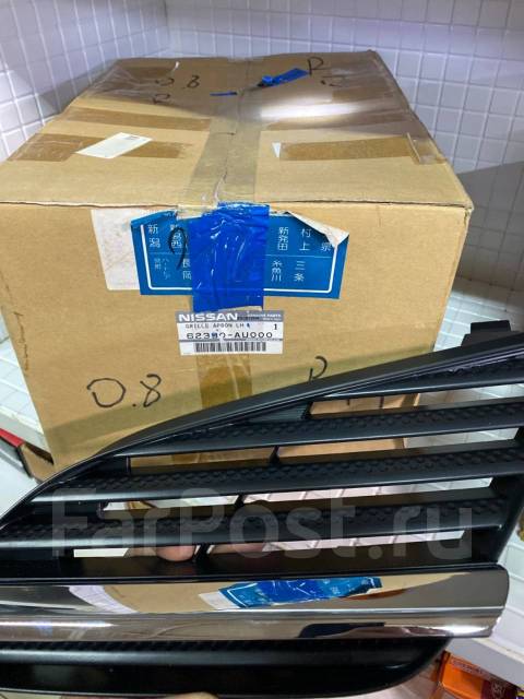 Решетка радиатора оригинал Nissan 62330-AU000 купить в Хабаровске по ...