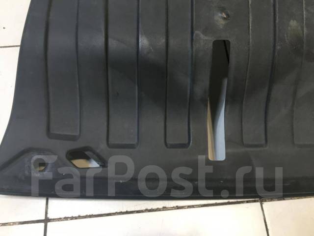 Защита днища кузова правая Honda CR-V 4 RM4 [74604T0AA00] купить в ...