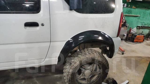 Фендера Suzuki Jimny JB23W. 6 см купить во Владивостоке по цене: 11 000₽ — частное объявление ...